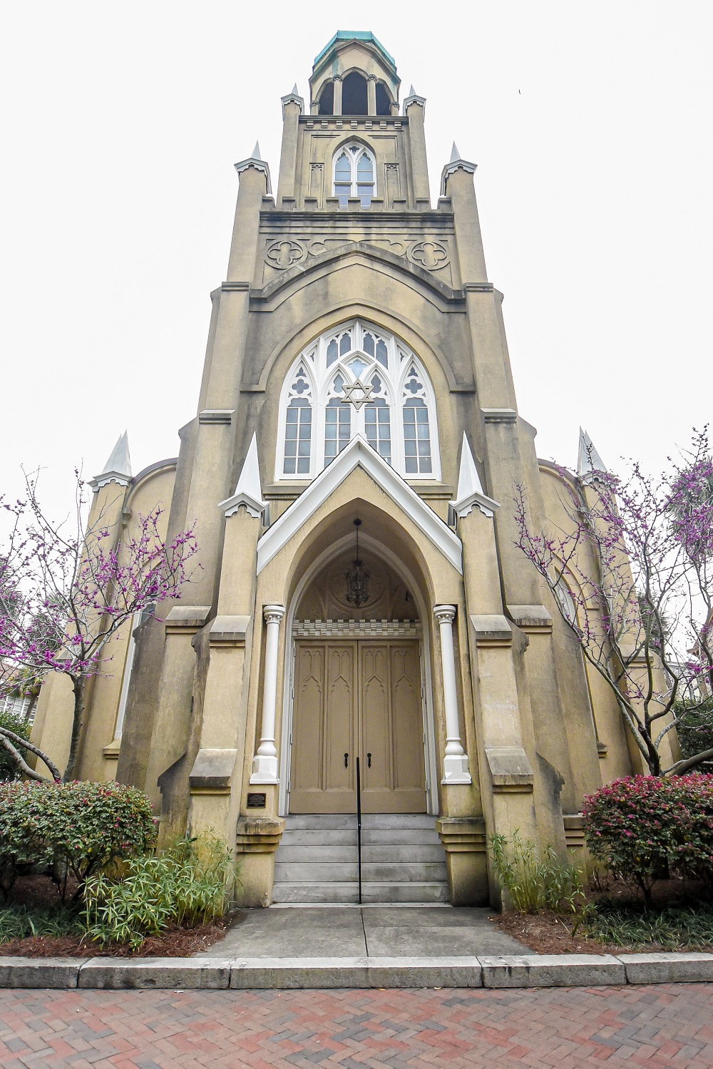 A Tour of Savannah’s Historic District – With Wonder and Whimsy