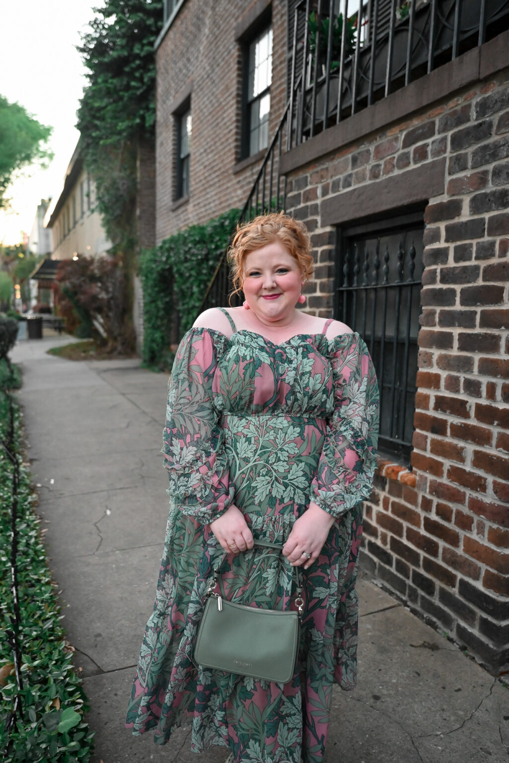 What to Wear in Savannah - With Wonder and Whimsy