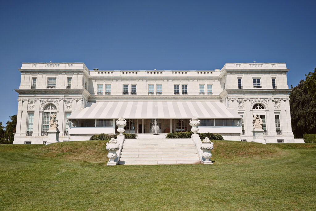 Newport Travel Guide – With Wonder and Whimsy
